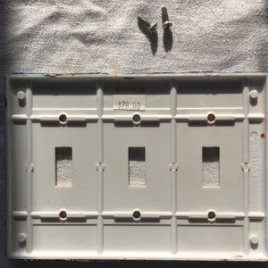 Leviton | Accents | Ladies Painted Faceplate | Poshmark